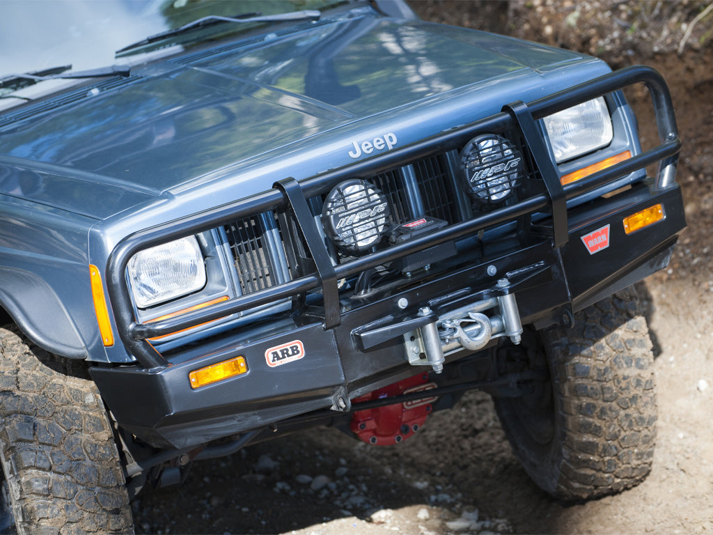 ARB Deluxe Front Bumper for 1997-2001 Jeep XJ Cherokee